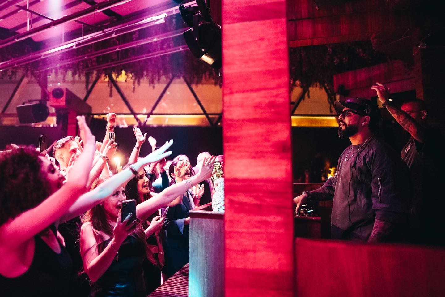 Mood Bahrain – Rise Hospitality Management